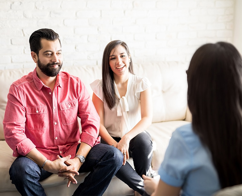 How to Cope with Relationship Anxiety and Recognize the Signs of ...